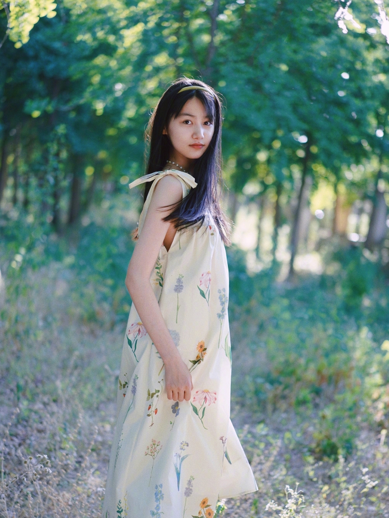 "Little Dragon Girl" Zhang Zimu is like a little fairy wearing a long ...