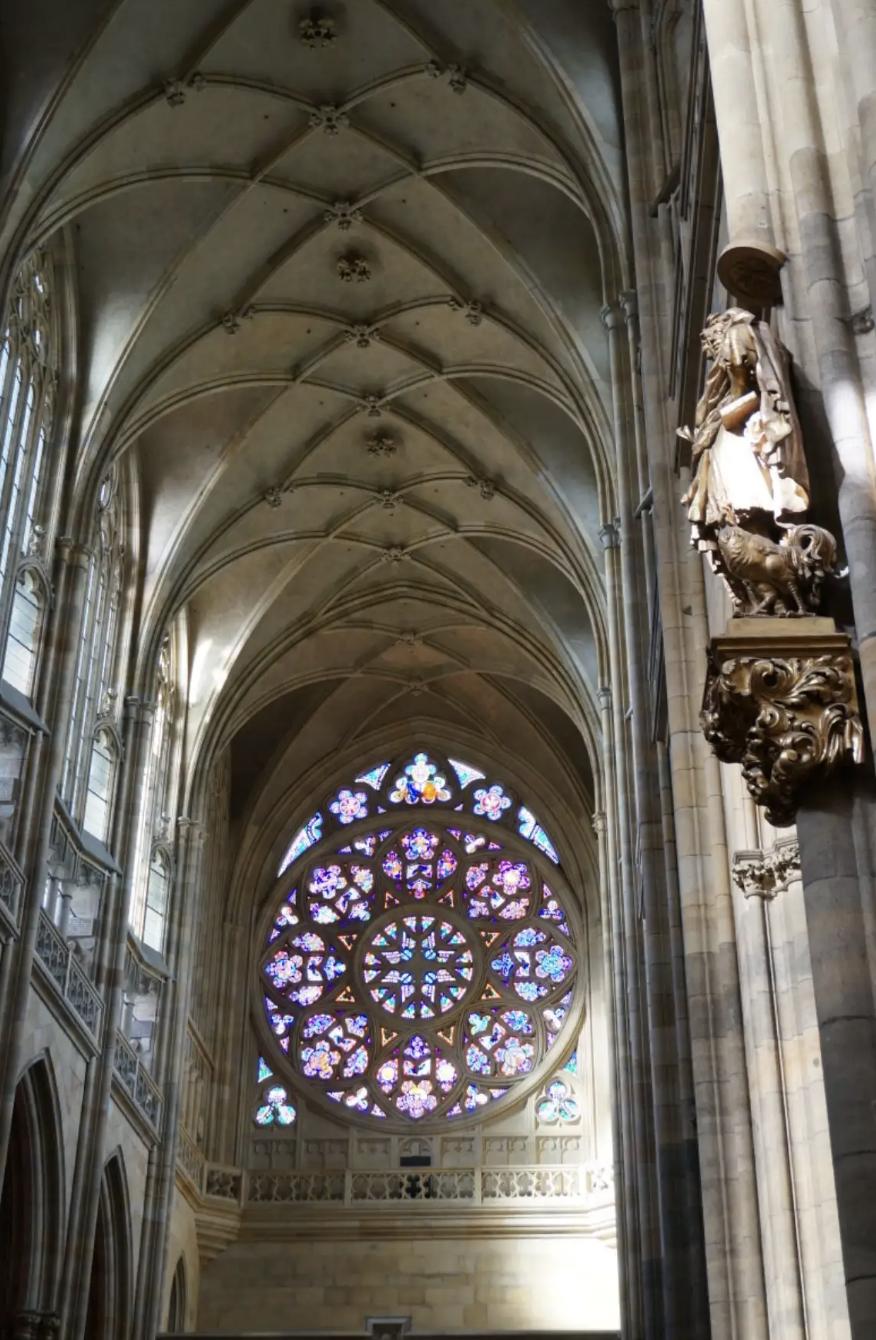 From 'Liquid Glass' to 'Amorphous Solid': What Is Glass Really Like ...