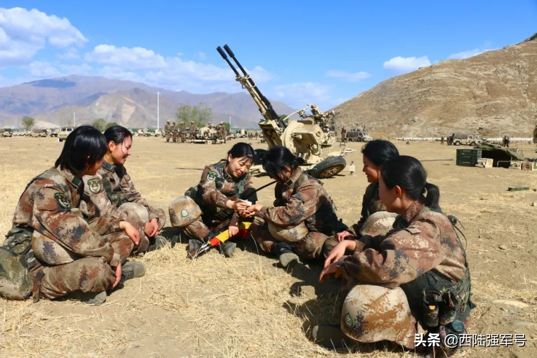 The female artillery commander rooted in the plateau, really sha - iNEWS