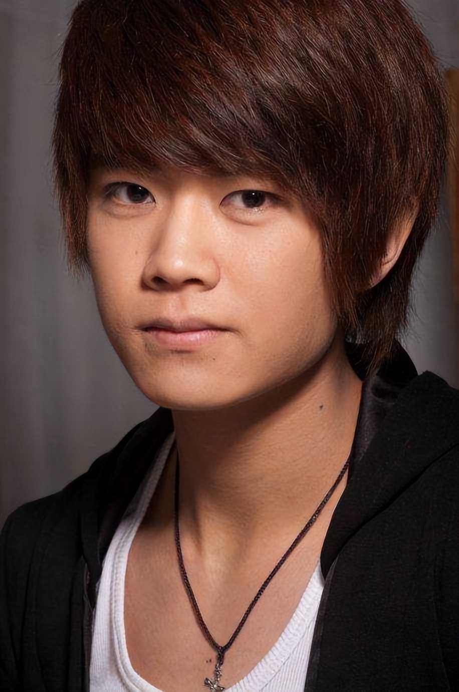 Ren Jialun: He fell in love publicly and got married as soon as he ...