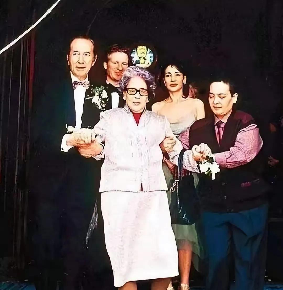 It was revealed that He Youguang once regarded himself as a Portuguese ...