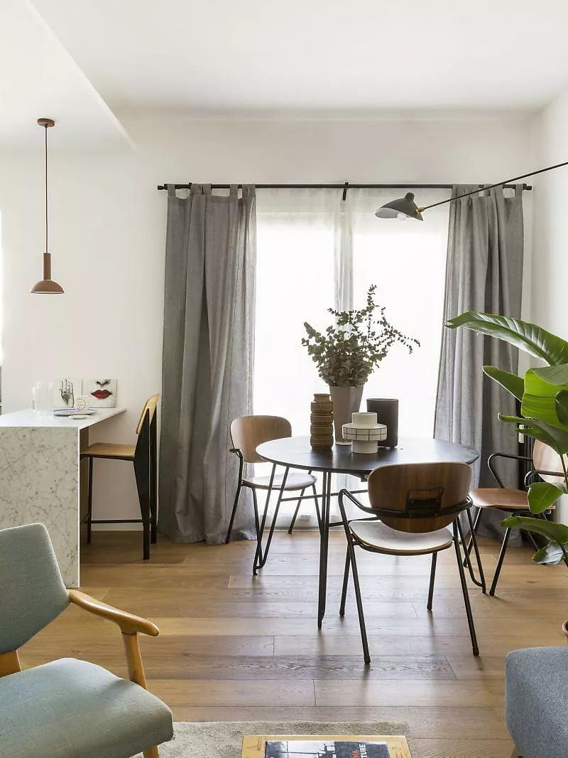 elegant!Irish dining table and small kitchen interior decorated with ...