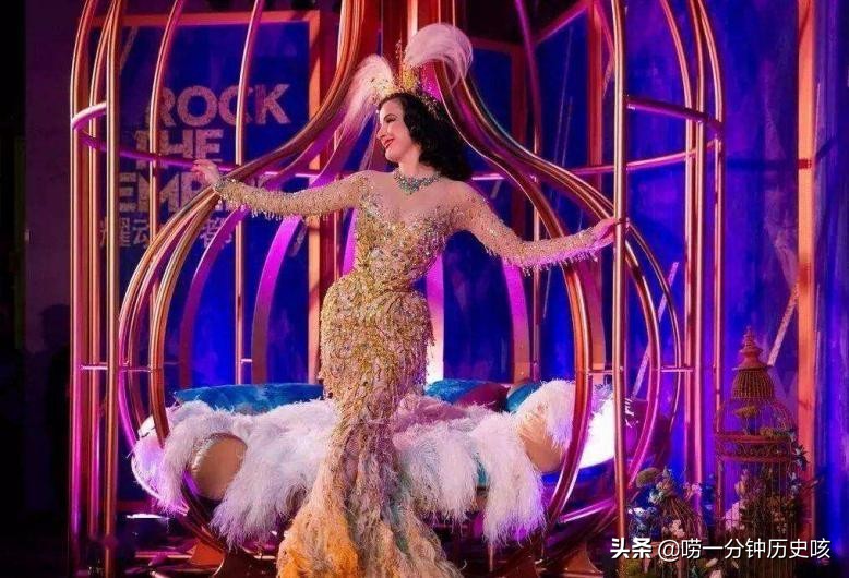 Dita Vantis: The world's No. 1 stripper queen?You underestimate her ...