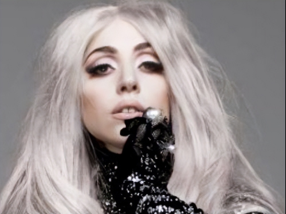 The top ten best European and American female singers, most of the ...