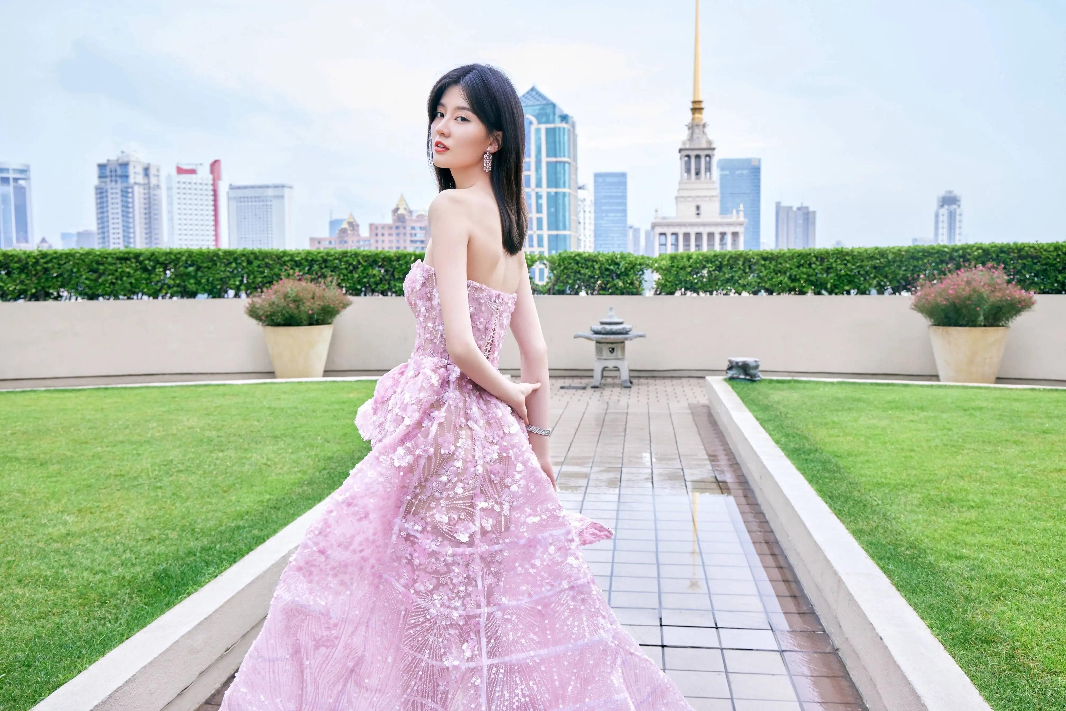 Qiao Xin Wallpaper (2) - iMedia