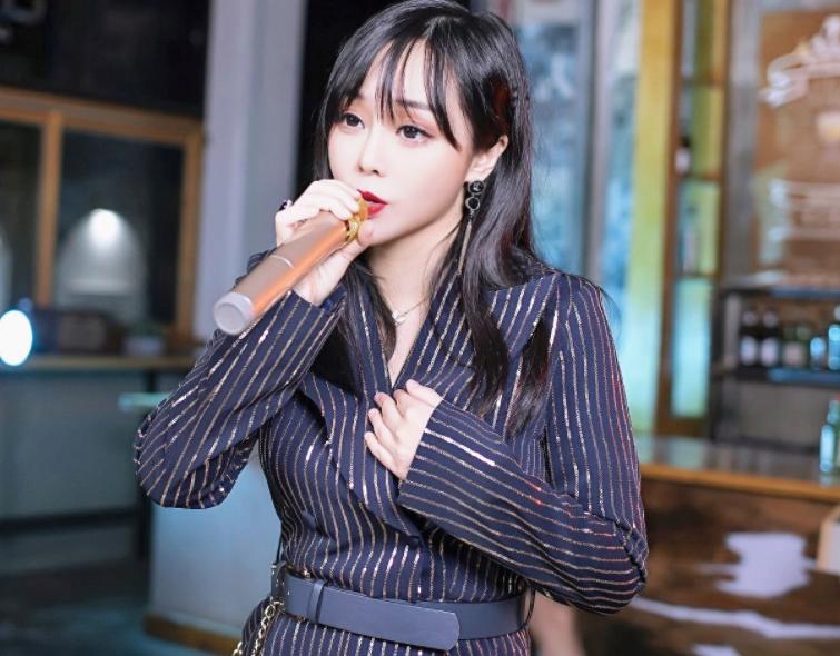 Boss lady VS female artist! Chu Ruixue had a conflict with her female ...