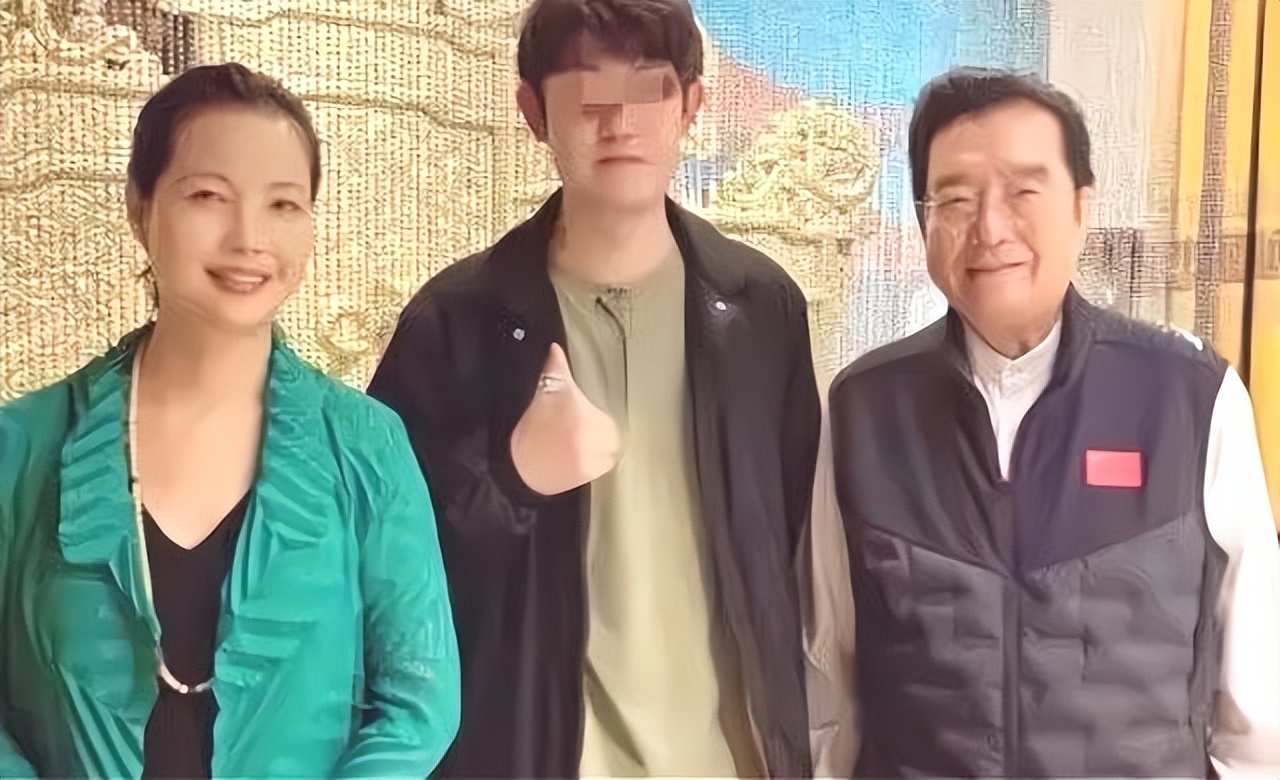 Li Tianyi made his first public appearance after he was released from ...