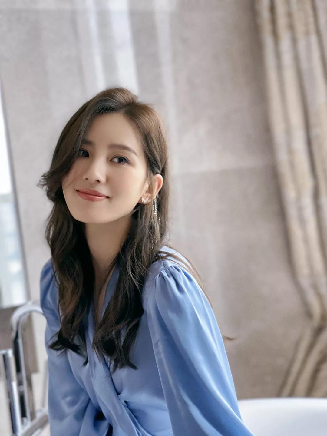 Stunning Beauty Liu Shishi - iNEWS