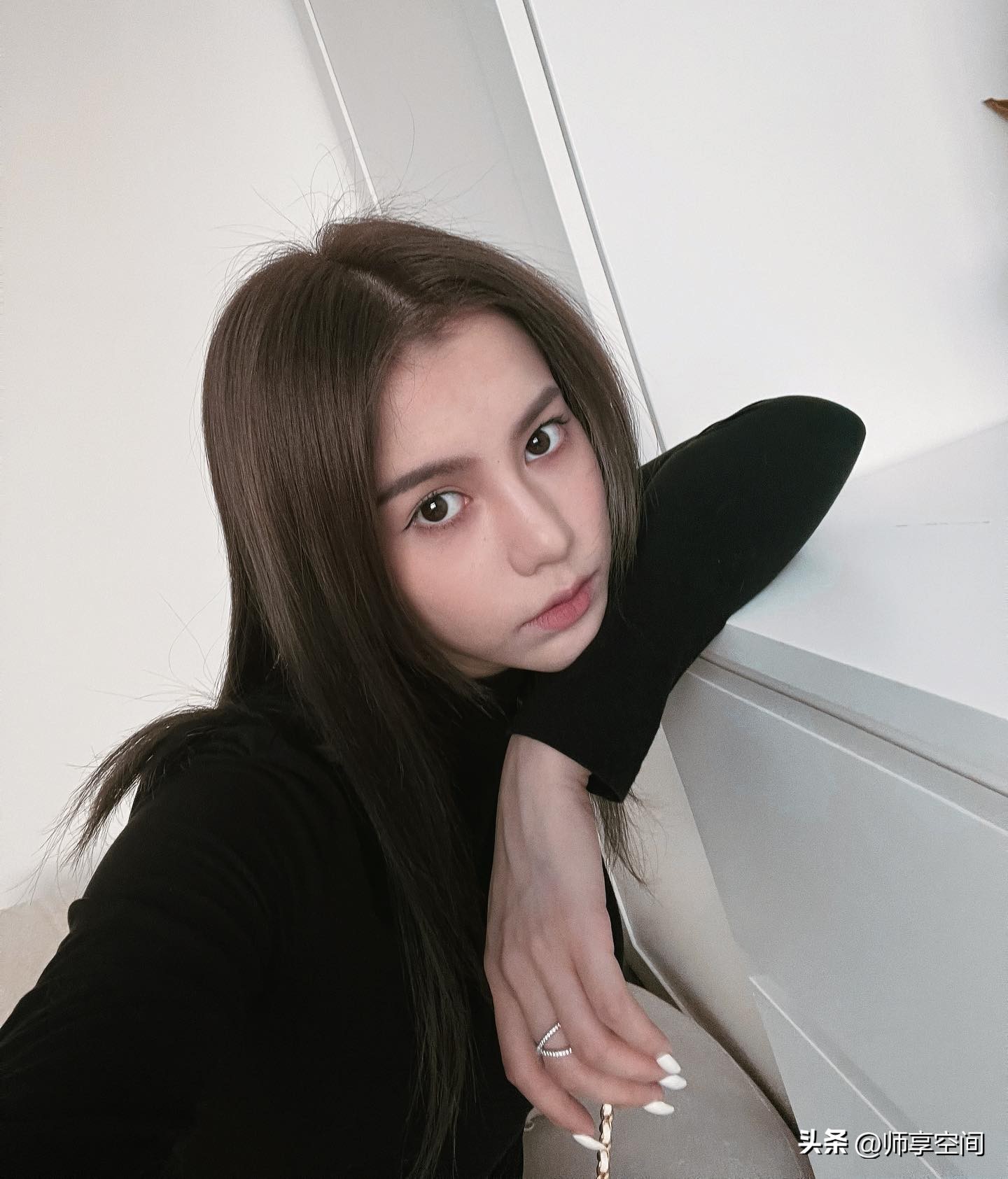 Actor Deng Yueping from Hong Kong, China - iNEWS