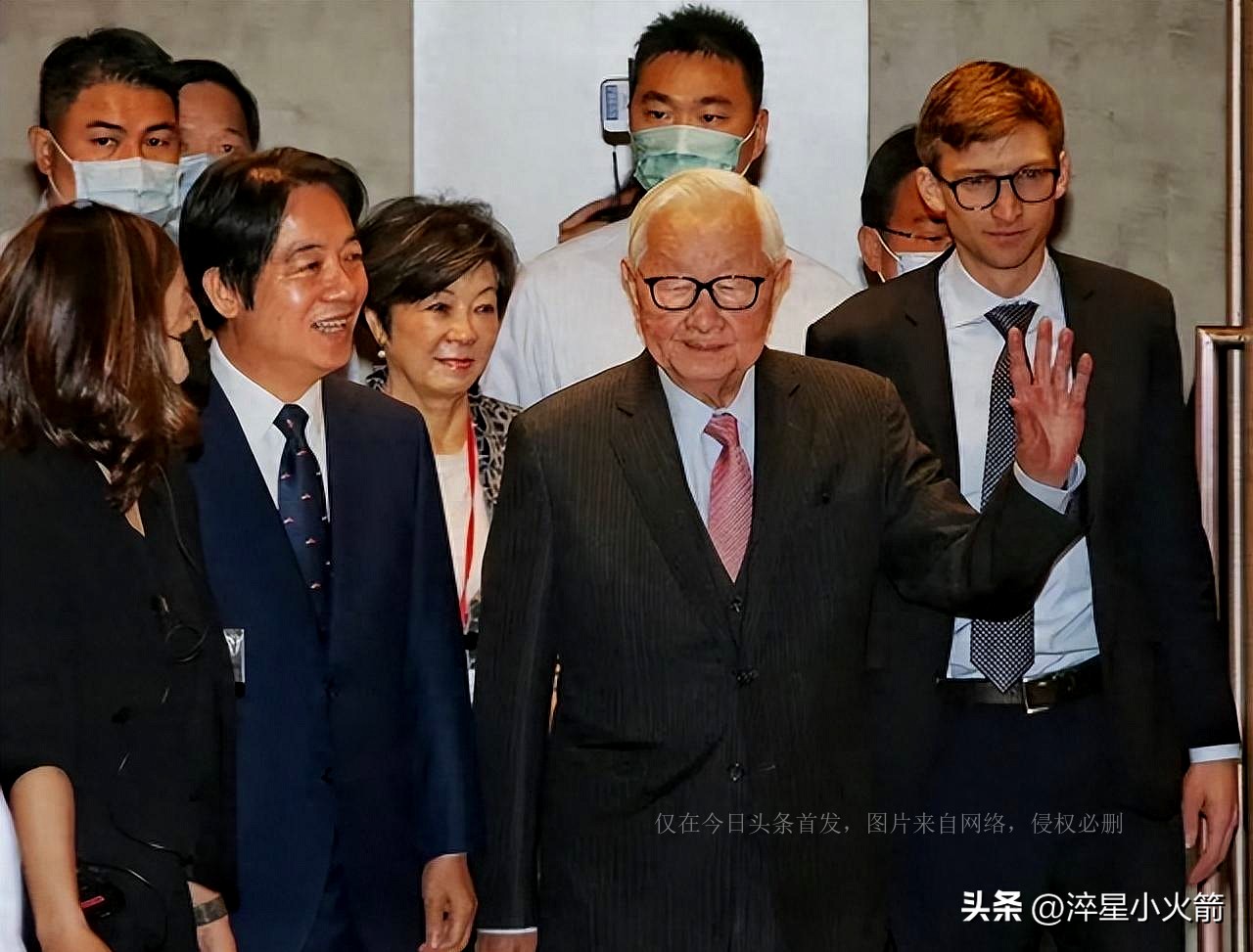 A "betrayer" Zhang Zhongmou suddenly appeared in Taiwan and actually ...