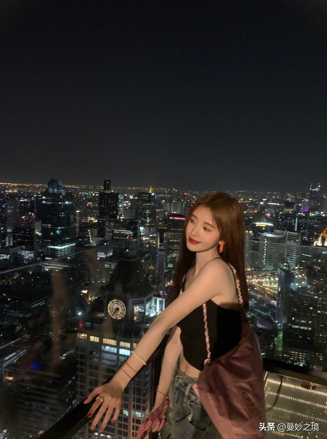Ju Jingyi posted photos of night scenes in Thailand, and the scenery is ...