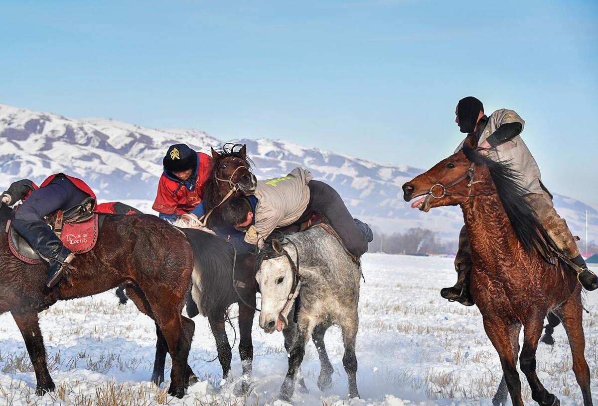 Kazakhs: a treasure house of traditional culture, a national power that ...