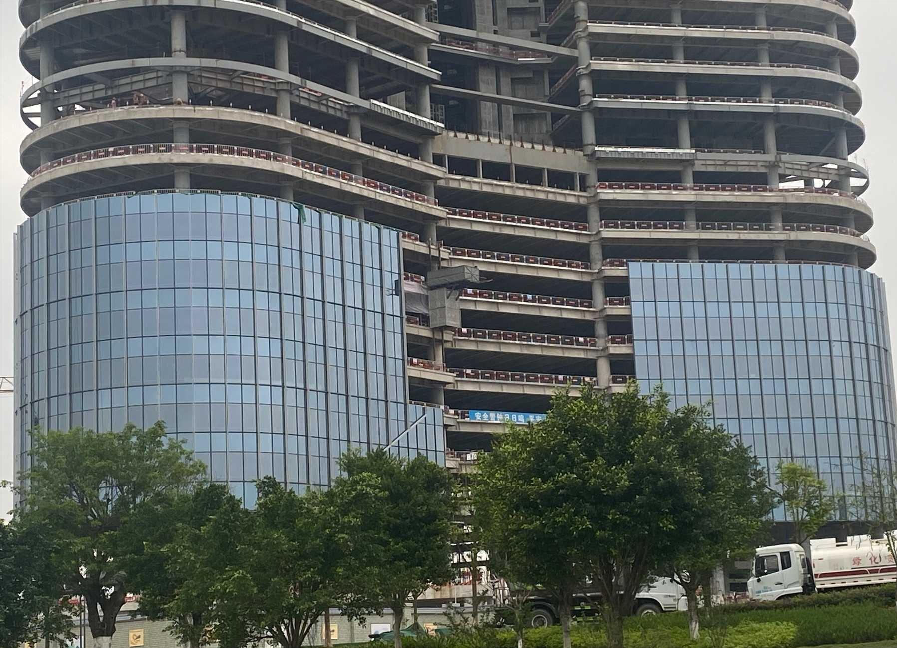 Invested and constructed by Singapore, the tallest building in Huangpu - Knowledge Tower, 330 ...