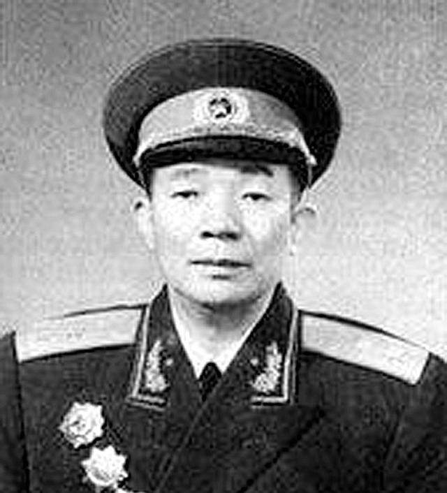 The organizational sequence and main commanders of the field army of ...