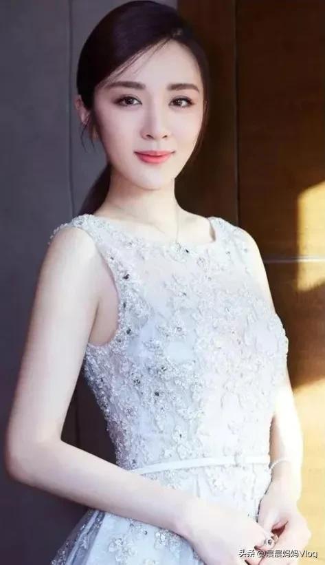 Share pictures - Wang Xiaochen's exquisite photo, fresh and beautiful ...
