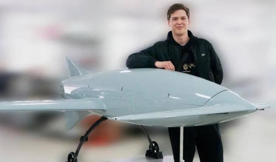 A Closer Look at the 'Beaver' Drone Leading Ukraine's Airborne ...