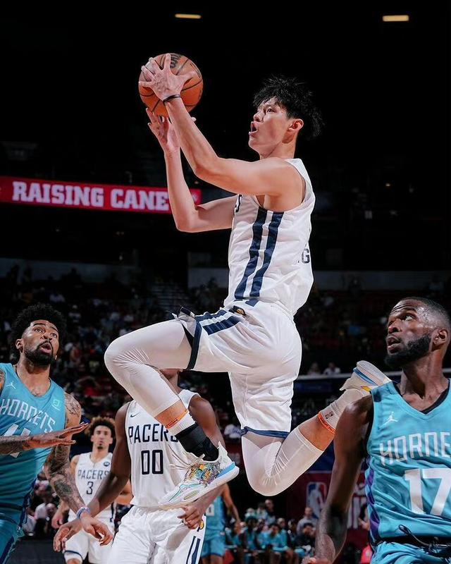 Zeng Fanbo's NBA Summer League debut!4 points, 2 steals, 2 remember ...