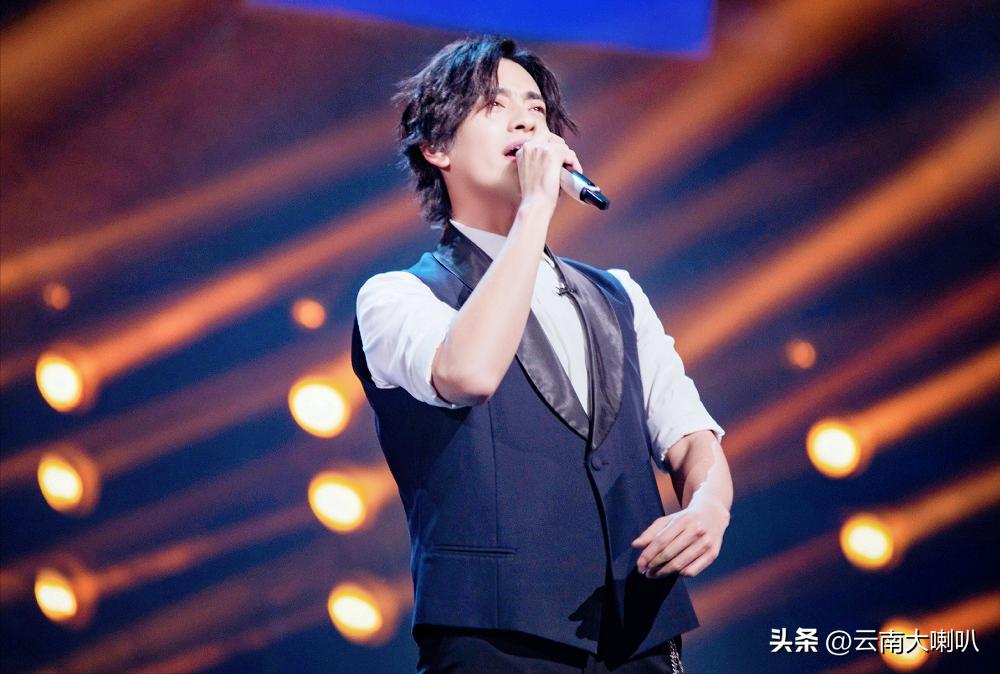 Zheng Yunlong does public welfare in Lijiang and gets along with the ...