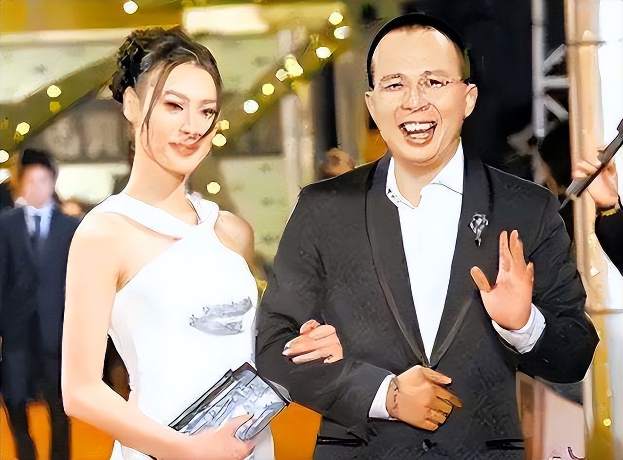 Liang Luo Shi is the winner!The 14-year-old eldest son Li Changzhi is ...