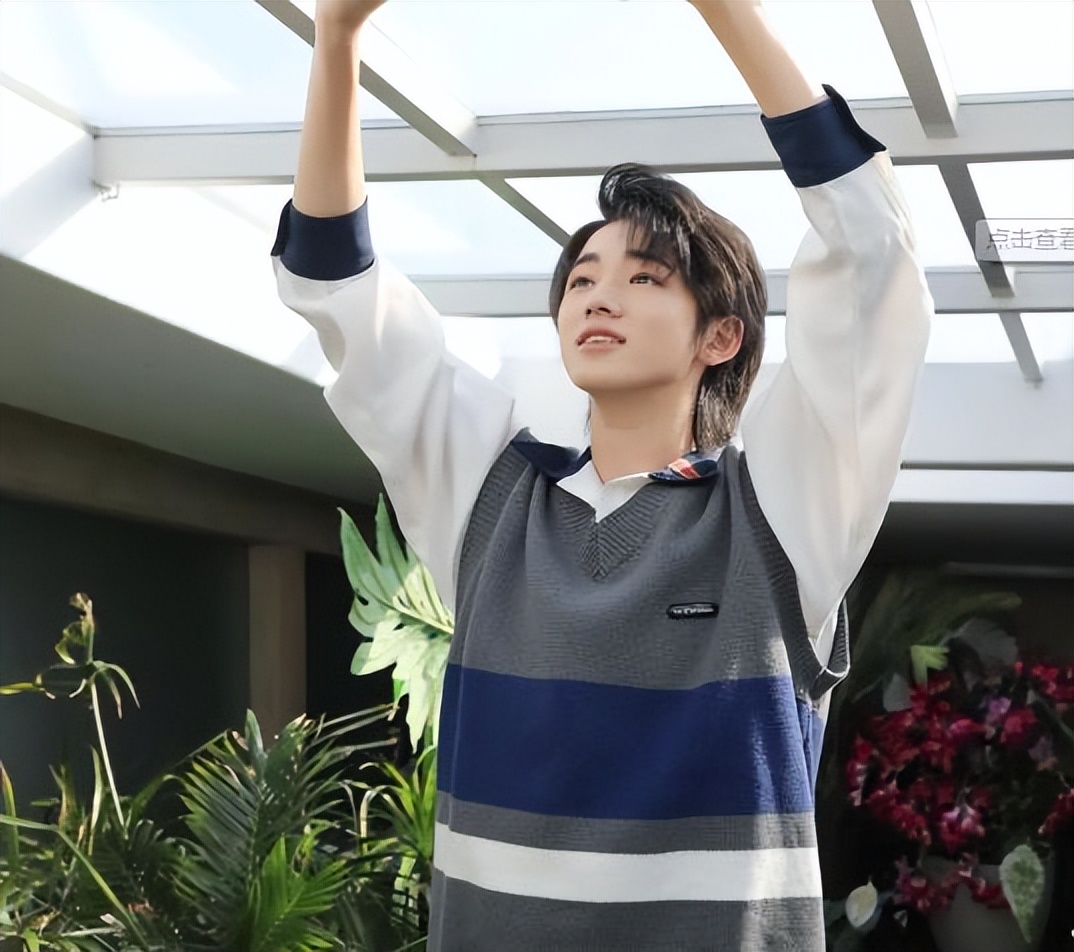 "Every Eye Is Alone in the Wilderness": Song Yaxuan's stage performance ...