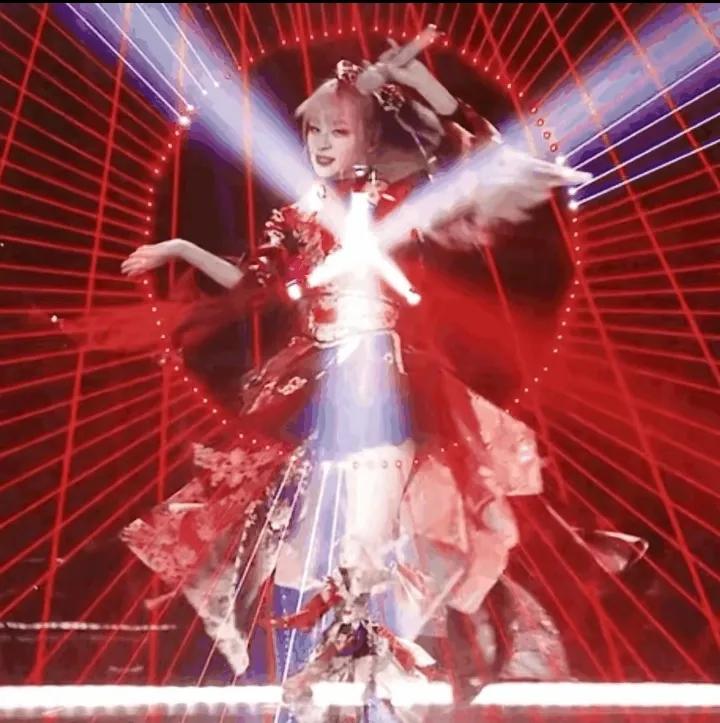 Meiyi Liya dances to become a god, sweet and pure like Wang Xinling ...