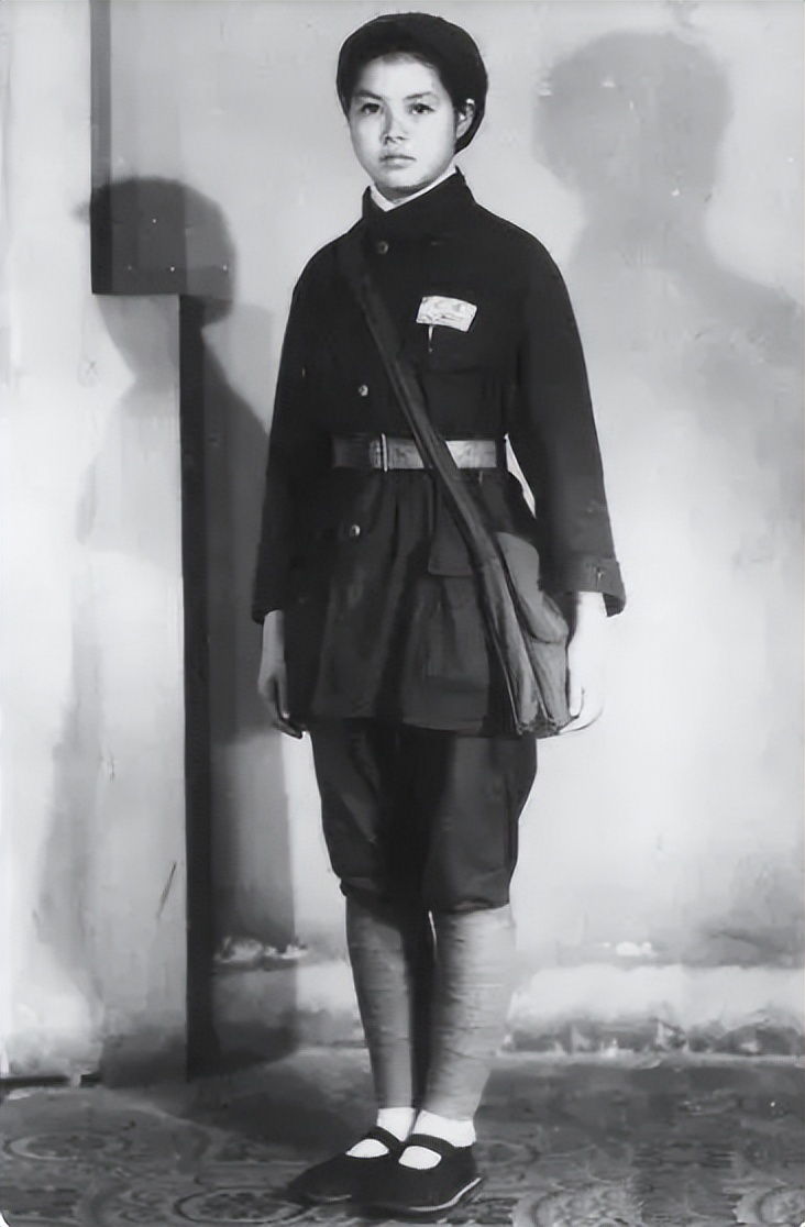 Shen Li, China's first TV announcer: After her husband died of cancer ...