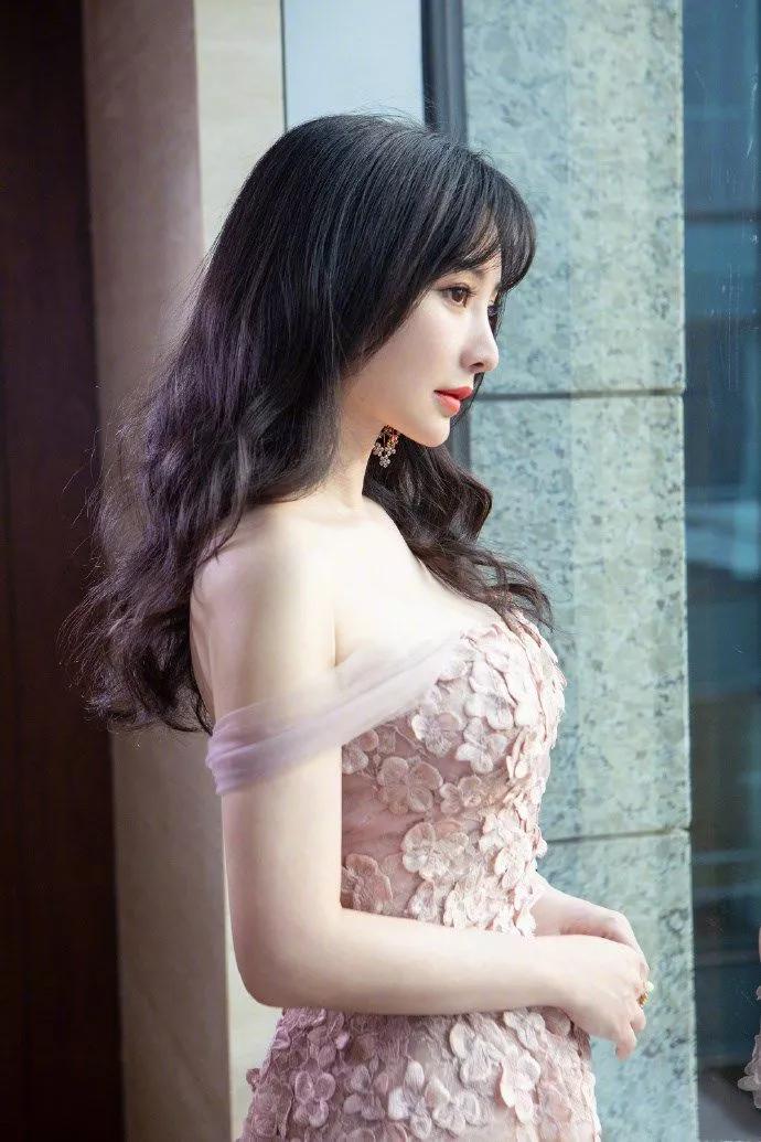 Charming Goddess Liu Yan - iMedia