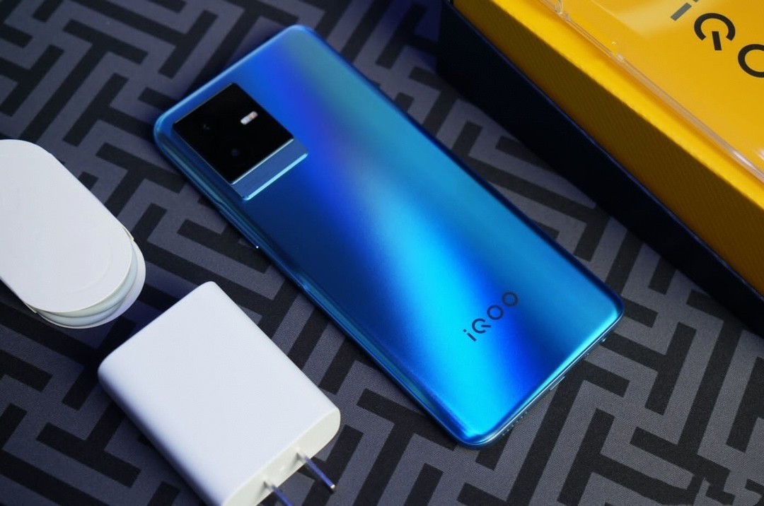 256G storage + 5000mAh is the real hard core, and the inventory of four ...