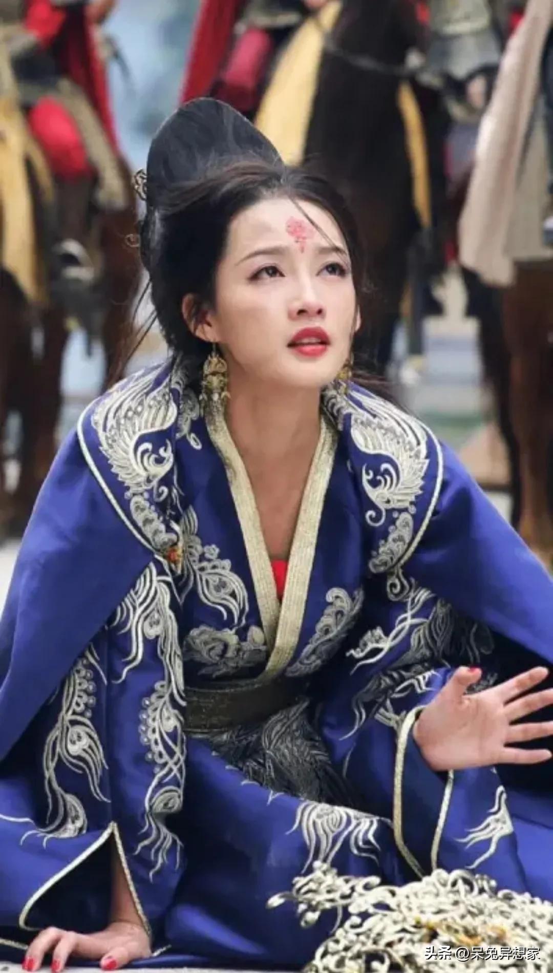 Li Qin, the spokesperson of ancient costume beauty and misery: an ...