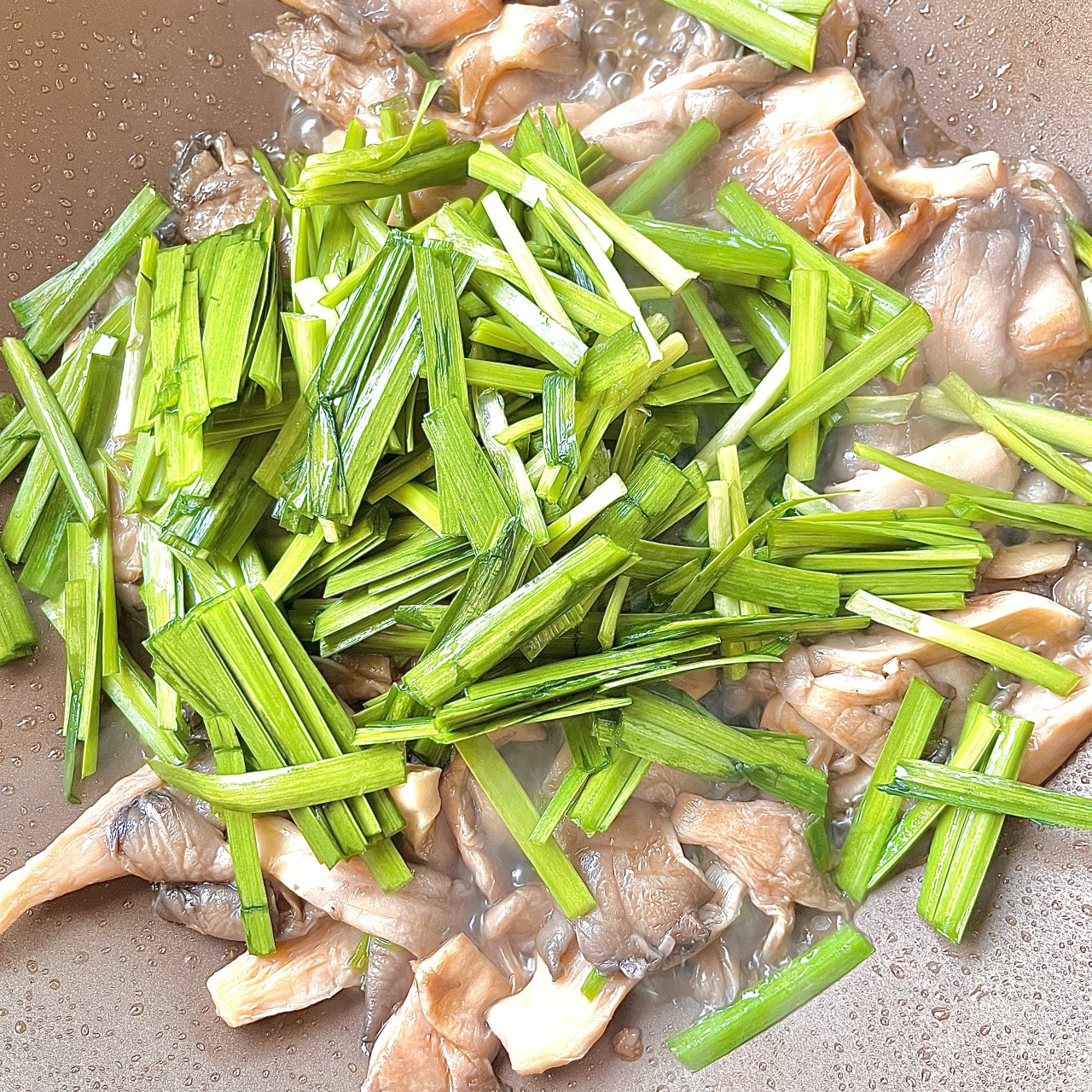 "Gourmet Slimming and Fat Reducing Mushrooms: Fried Oyster Mushrooms ...