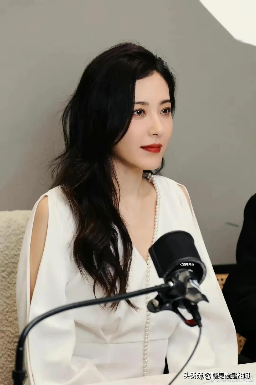 Goddess Zeng Li is so beautiful - iNEWS