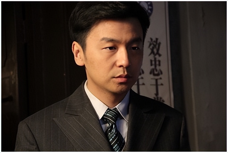 Guo Jingfei accepted the award for Lei Jiayin, and the words on the ...