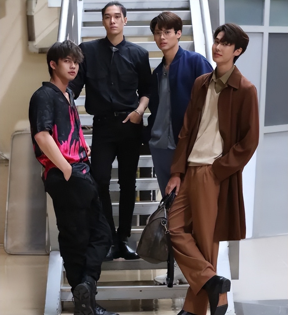 The Thai version of F4 keeps making money. With "Meteor Garden", it is ...