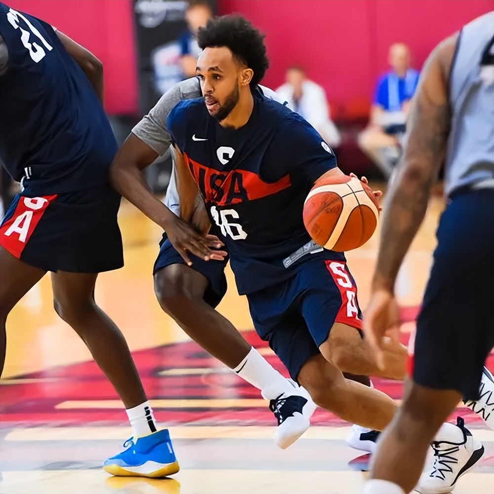 Derek White: Produced by the Spurs, Popovich's favorite player, he is ...