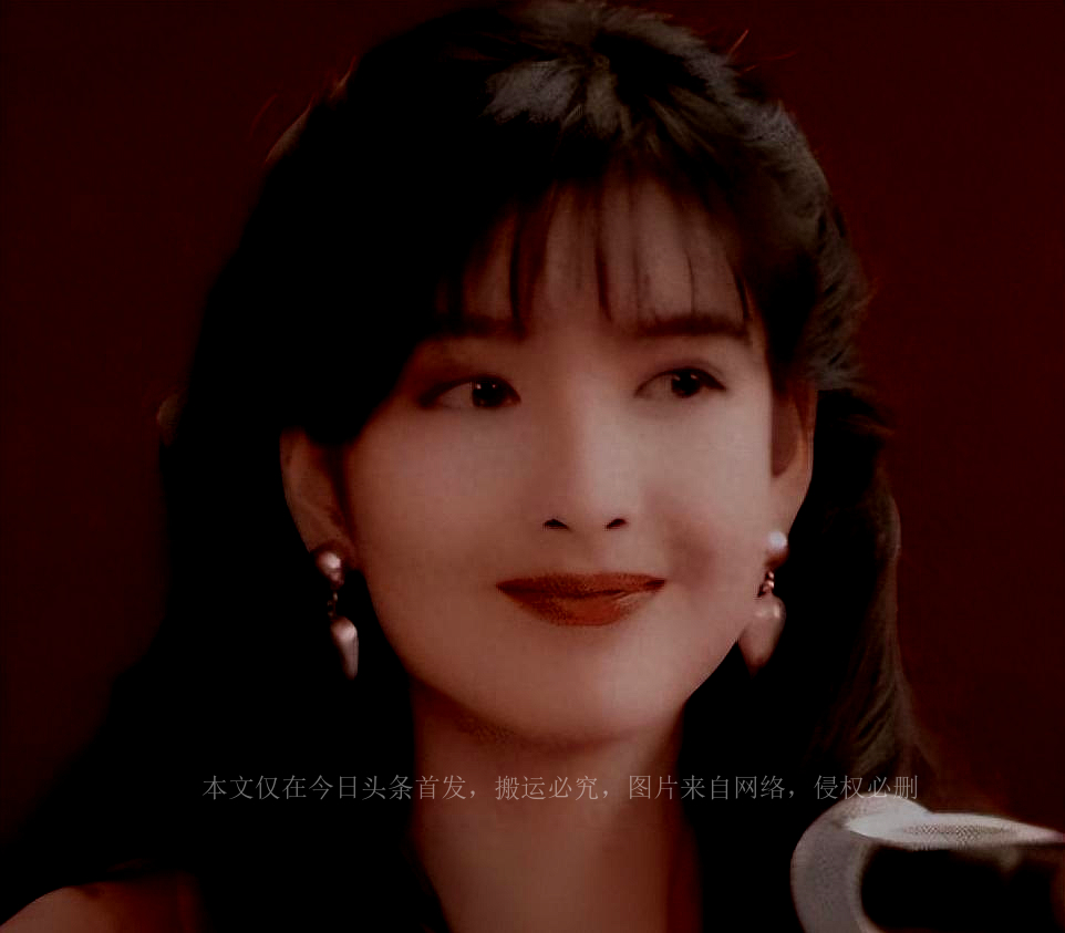 Review: 56-year-old Zhou Huimin rewrote her ending in this way ...