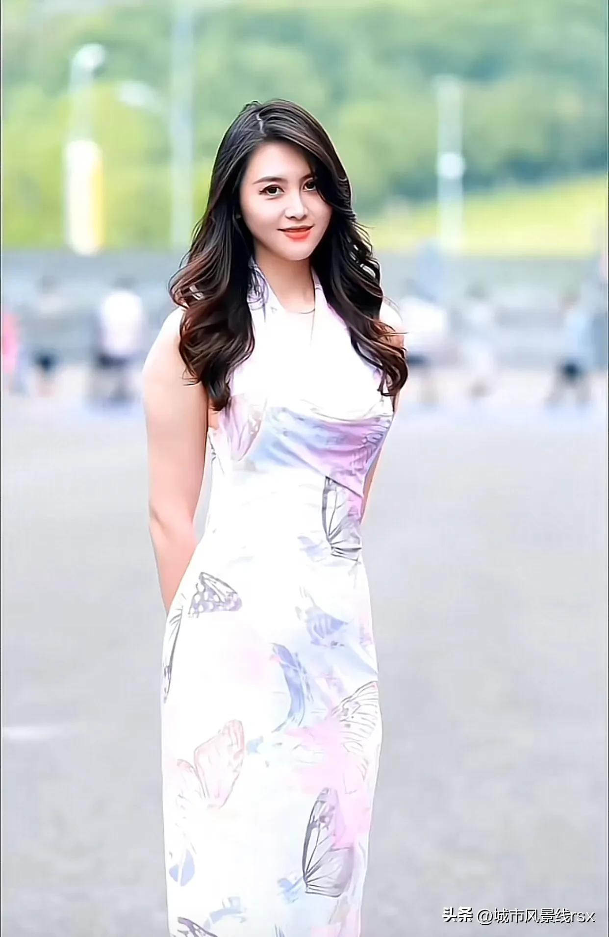 The most beautiful car model on the whole network, the fat goddess Ye Kaiwei, so beautiful - iNEWS