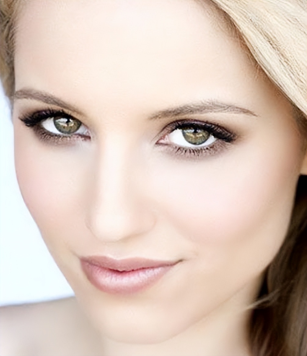 try different makeup - iNEWS