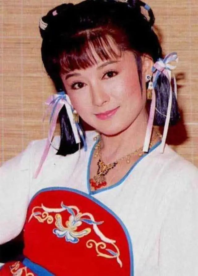 Pan Yingzi should be the ceiling for her peers to wear, this is almost ...