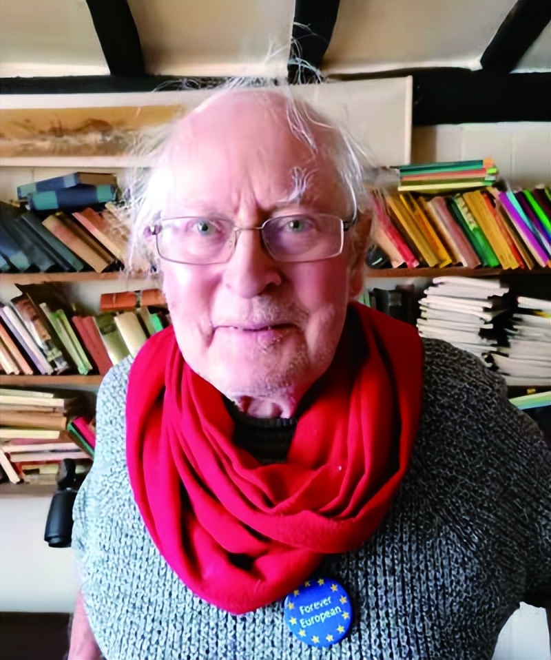 David McClellan: Marx's Concept of Communism and its Implications for ...