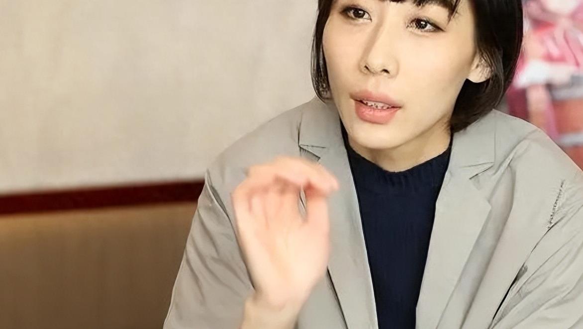 "Genius Goddess" Ren Suxi: Ordinary upper body, leaving chicken ...