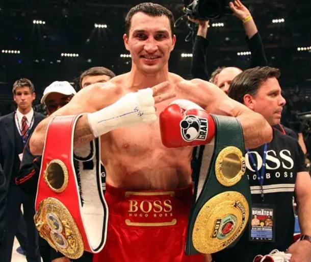 The 1.98-meter world champion, who dominates the boxing world with a ...