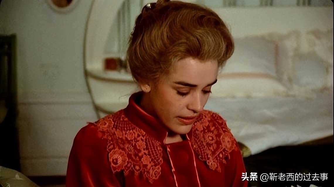 "Fanny and Alexander": Siblings living under the same roof have ...