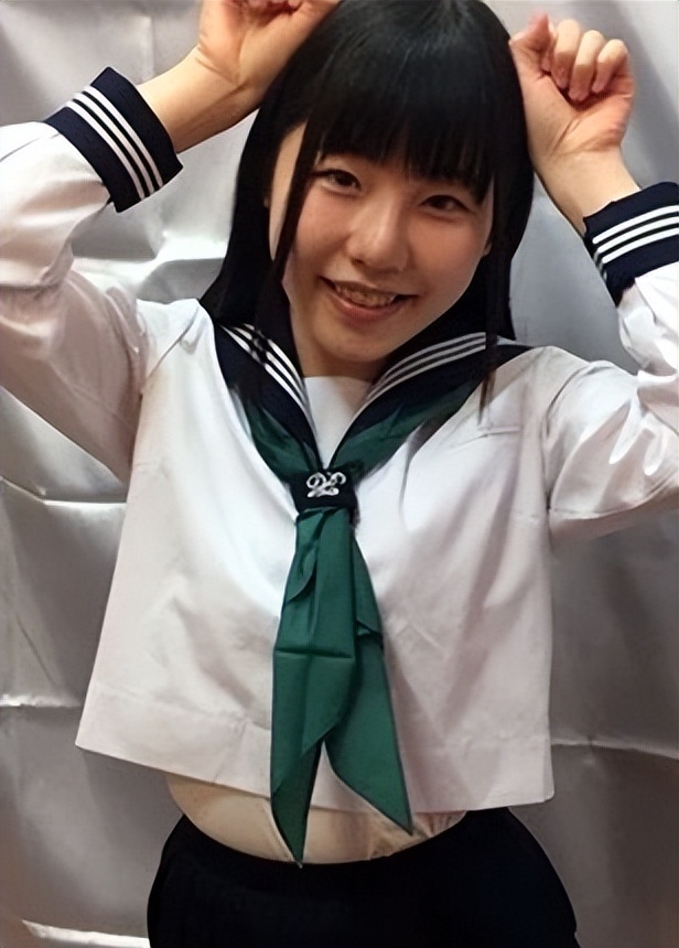 Japanese female artist Eimi Fukada in 1998, from an ordinary girl to a ...