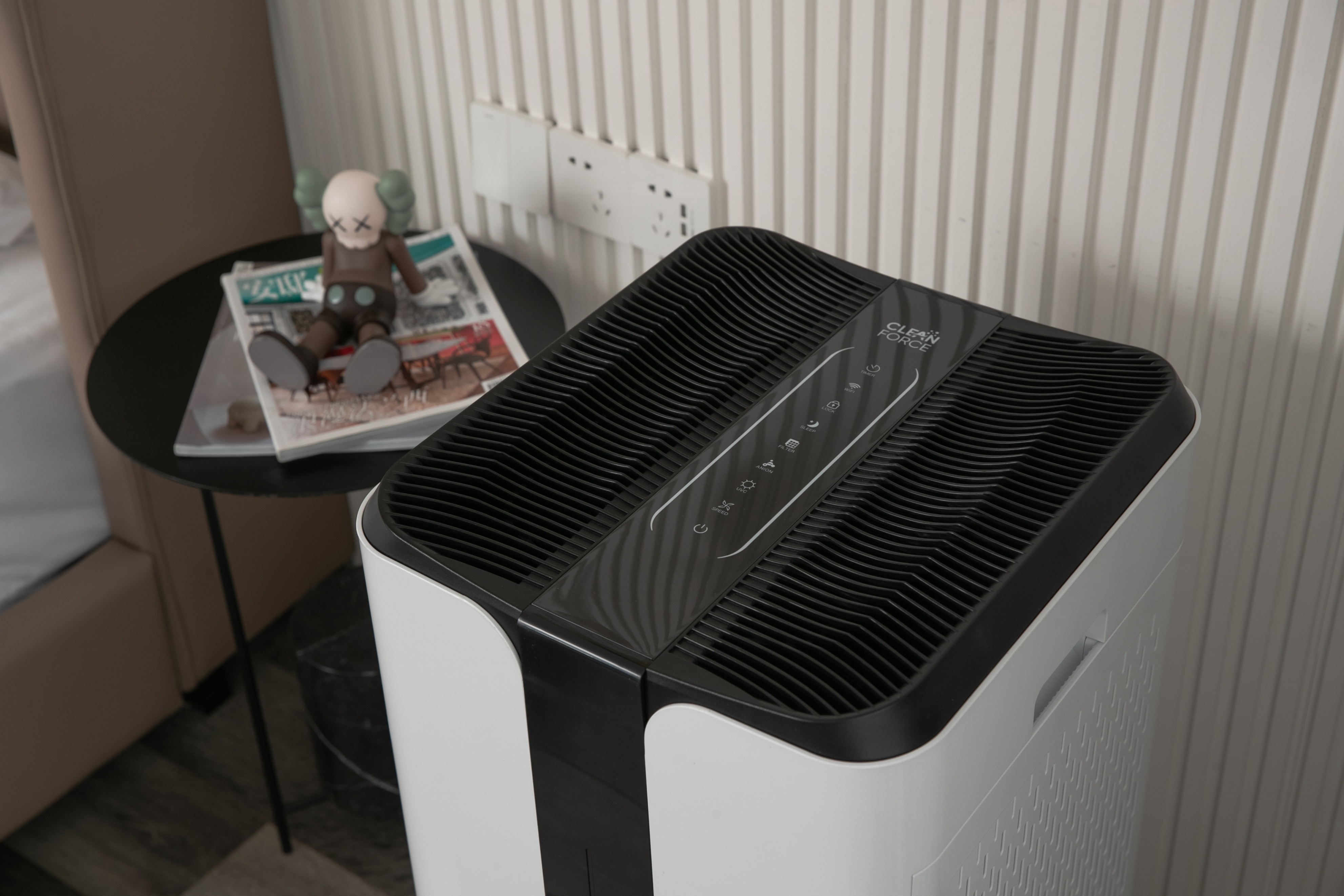 Intimate housekeeper for rhinitis patients: Colin Firth air purifier ...