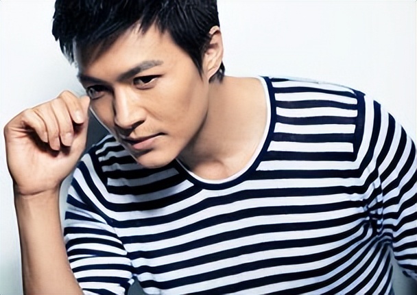 Zheng Guolin in "Till The End Of The Moon", the former male god has not ...