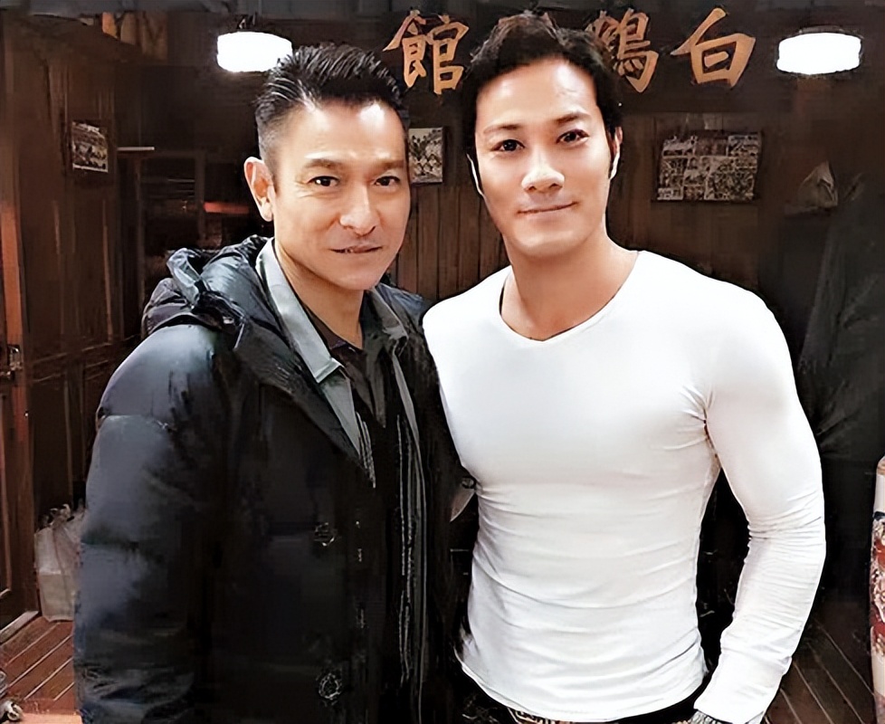 Hong Kong star Huang Junfeng was attacked and slashed three times, and ...