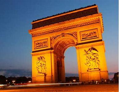 The majestic French Arc de Triomphe - iNEWS