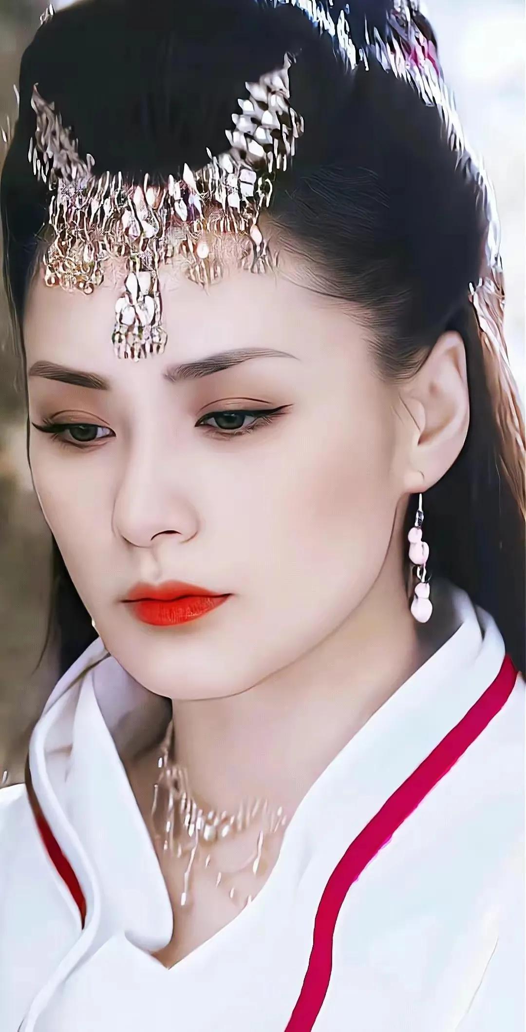 The true expression of vain eyebrows - iMedia