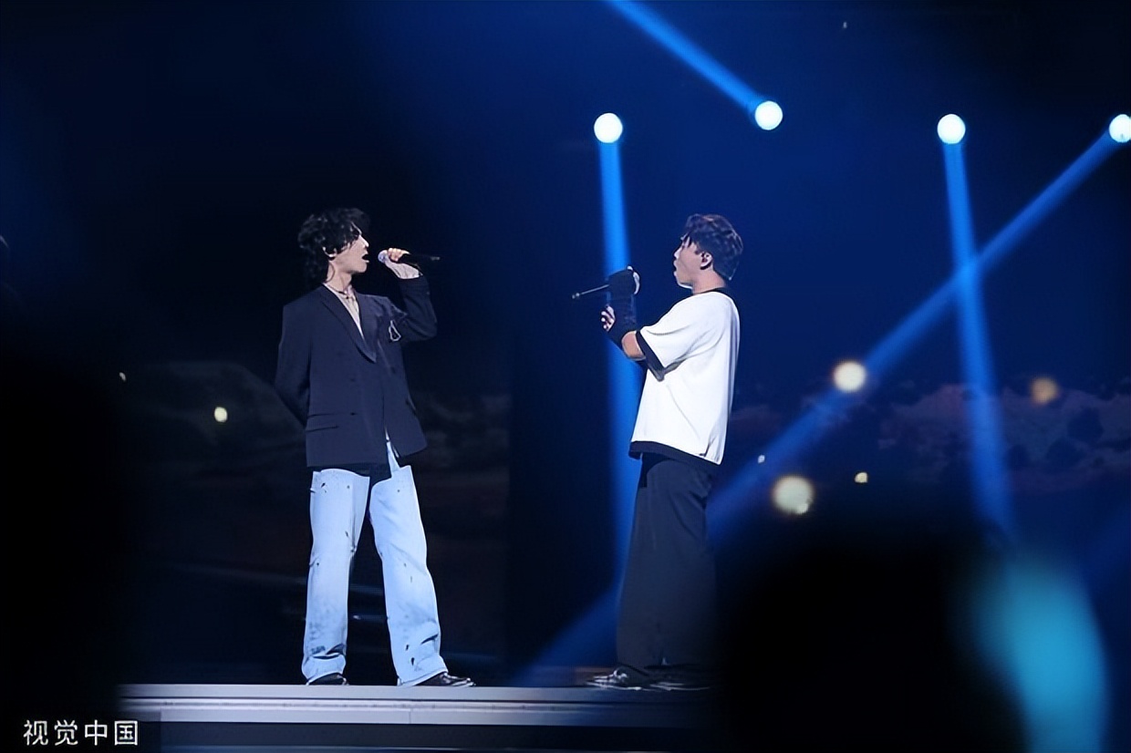 Live pictures of the Gala in the Greater Bay Area: Jackie Chan, Zhang Ziyi, Andy Lau singing ...