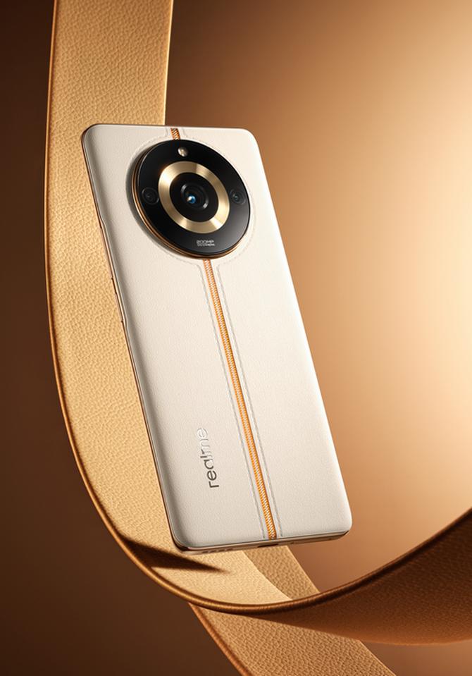 Double leapfrog image quality, realme realme 11 series mobile phone ...